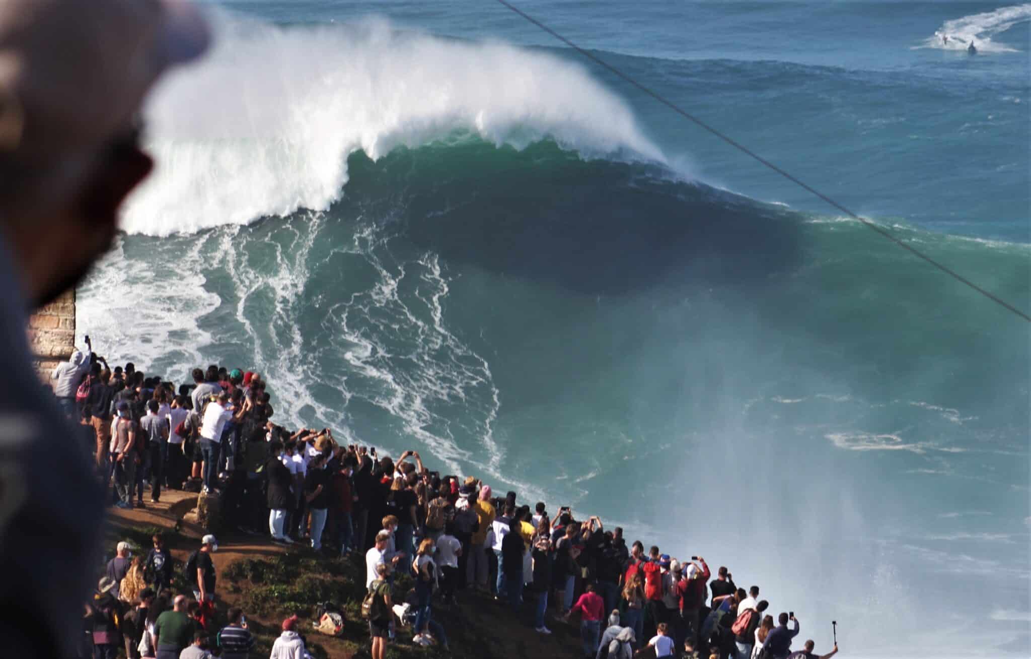 The 4 deadliest waves in the world - Future Eco Surf School